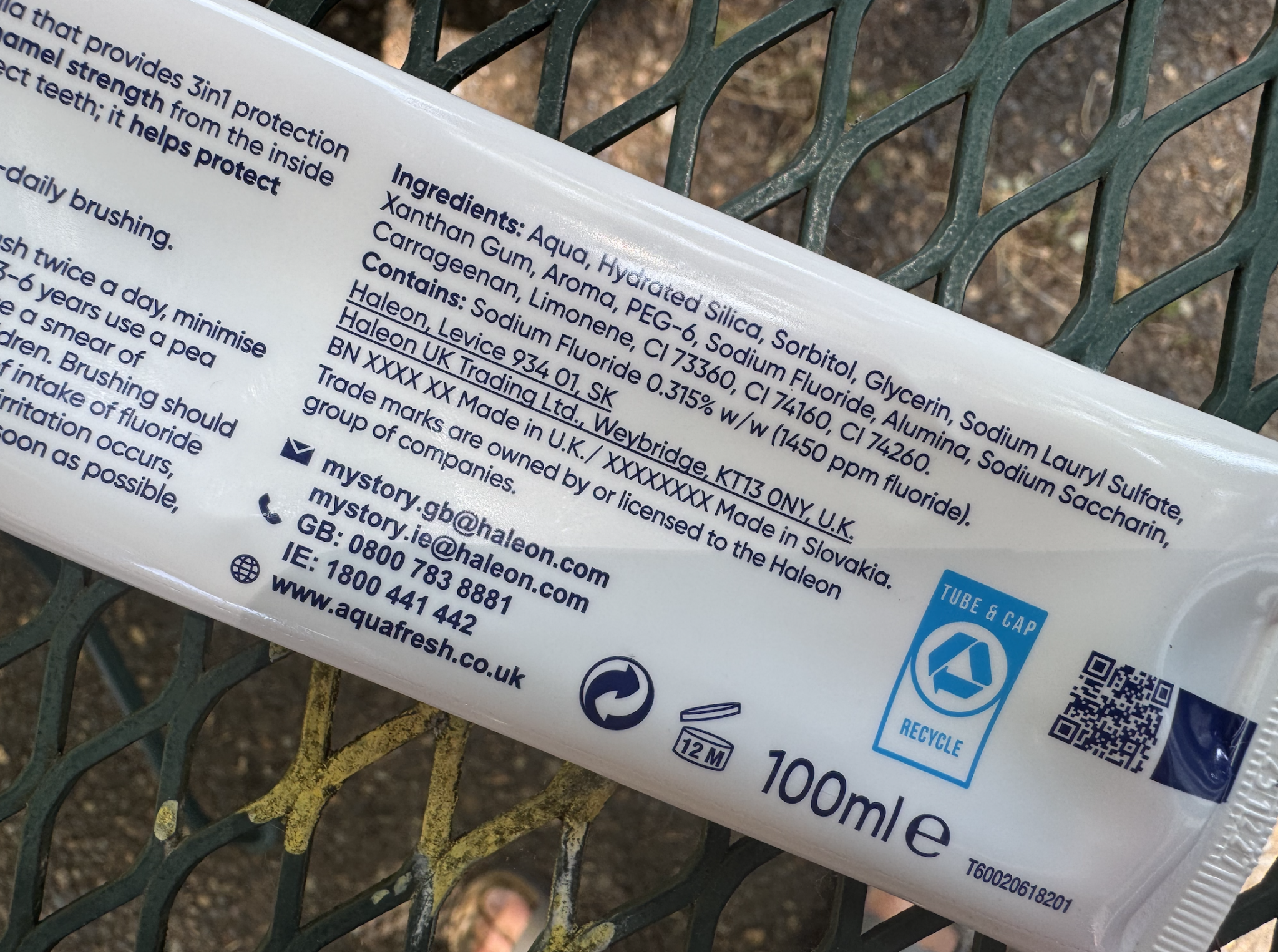 Testing Aquafresh Triple Protection "Fresh & Minty" Fluoride Toothpaste ...